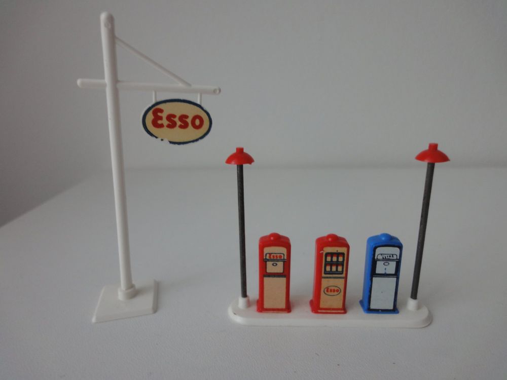 Lego - Esso Tankstelle (Gebraucht) in Winterthur für CHF 18 – mit ...