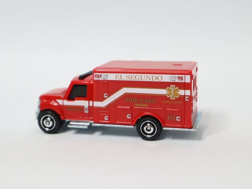 Matchbox International Ambulanz El Segundo Fire & EMS (Neu (gemäss ...