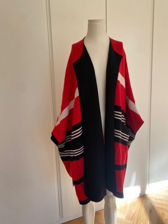 Akris Strick Cape (Gebraucht) in St. Gallen für CHF 200 – mit Lieferung ...