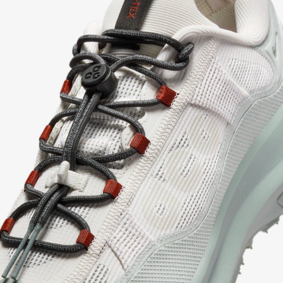 ACG Mountain Fly 2 Low Phantom Light Silver - taille 44 (Neuf avec ...