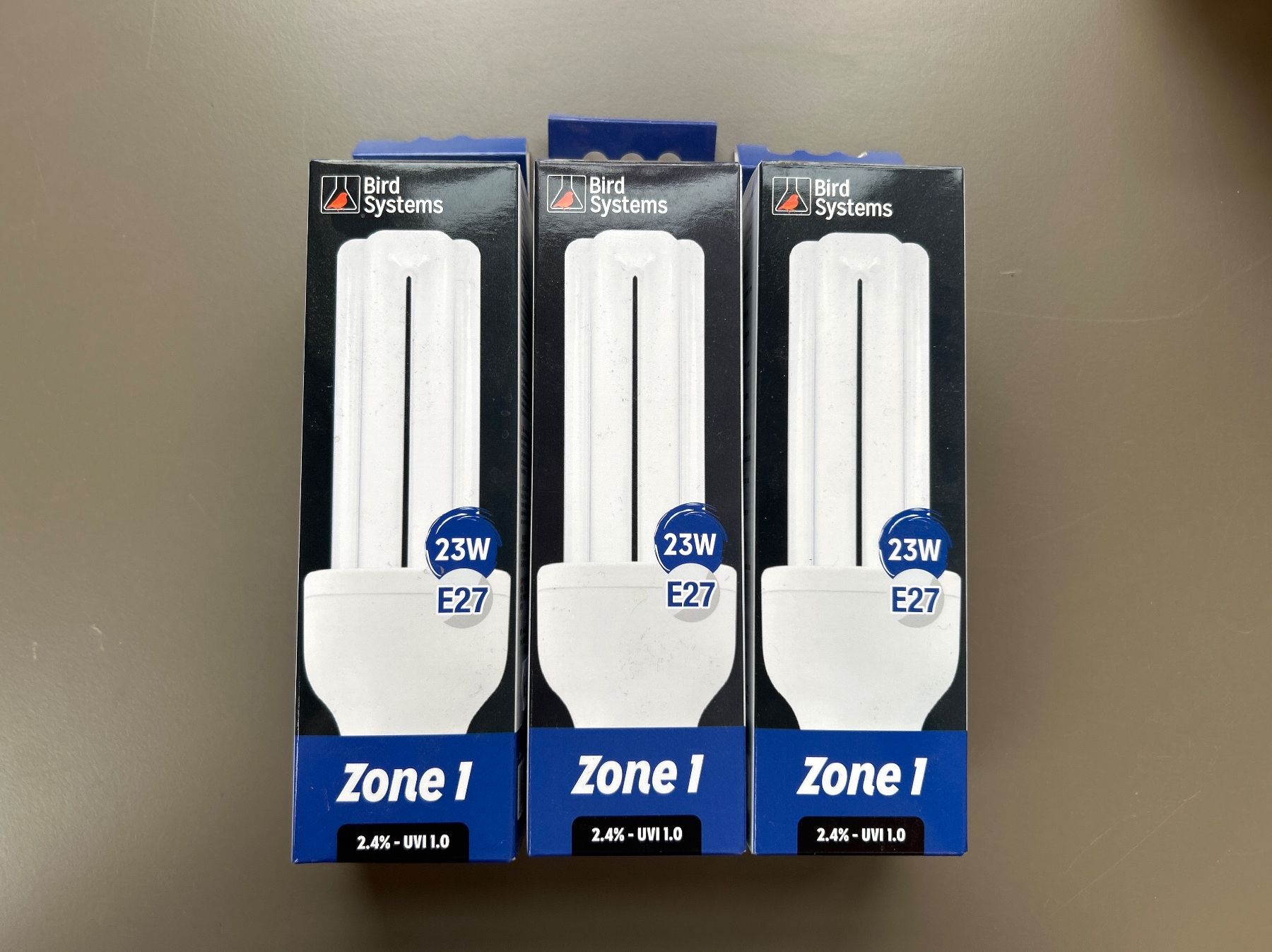 3x Bird System 23W Kompakt Vogellampe UVB und UVA (Neu und ...