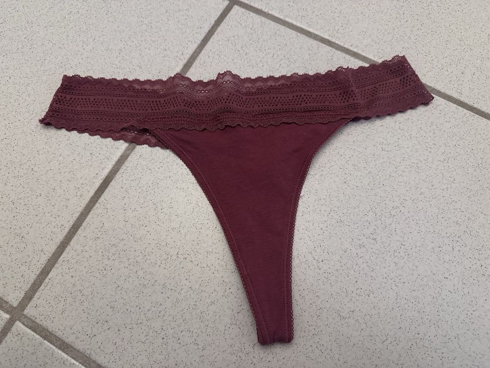 String, Gr. M (Gebraucht) in Buus für CHF 5 – mit Lieferung auf Ricardo ...