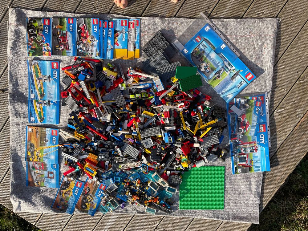 Viele Lego mit Figuren und Bauplänen | Kaufen auf Ricardo