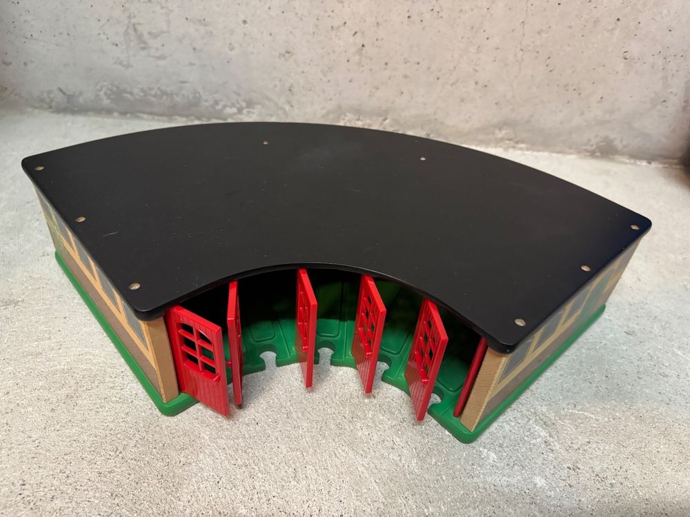 BRIO World 33736 Großer Ringlokschuppen mit Drehscheibe | Kaufen auf ...