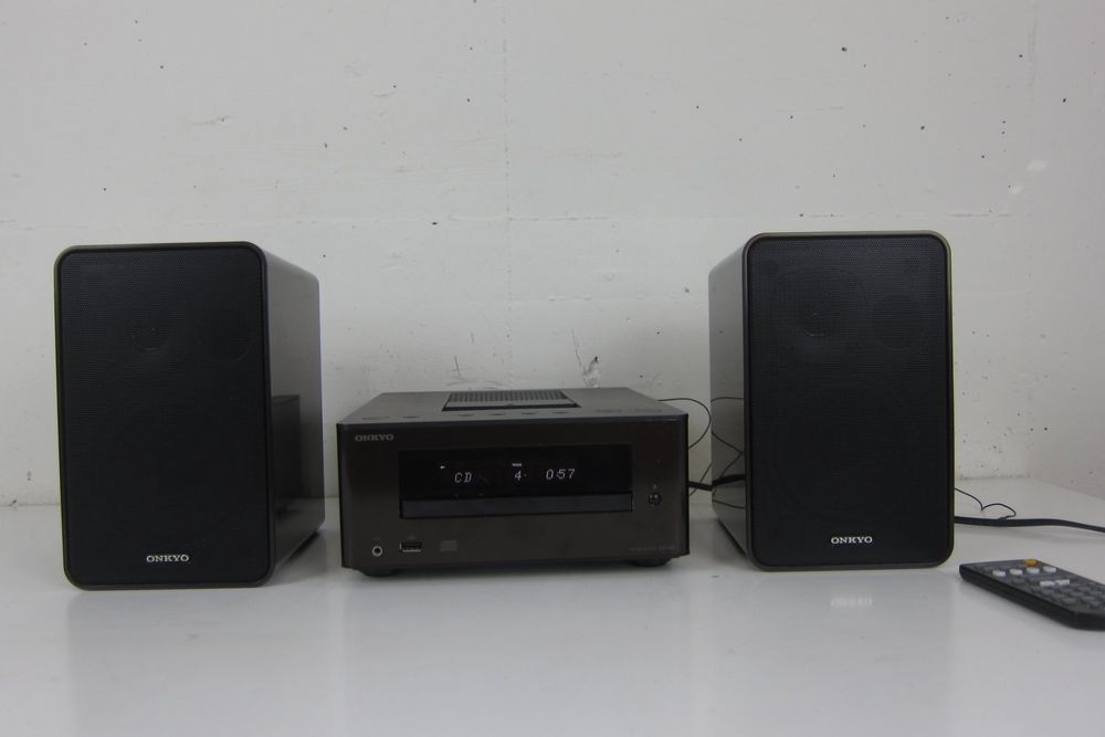 ONKYO CR-245 Mini-Stereoanlage mit Fenbedinung (Gebraucht) in Fahrweid für CHF 31 – mit ...