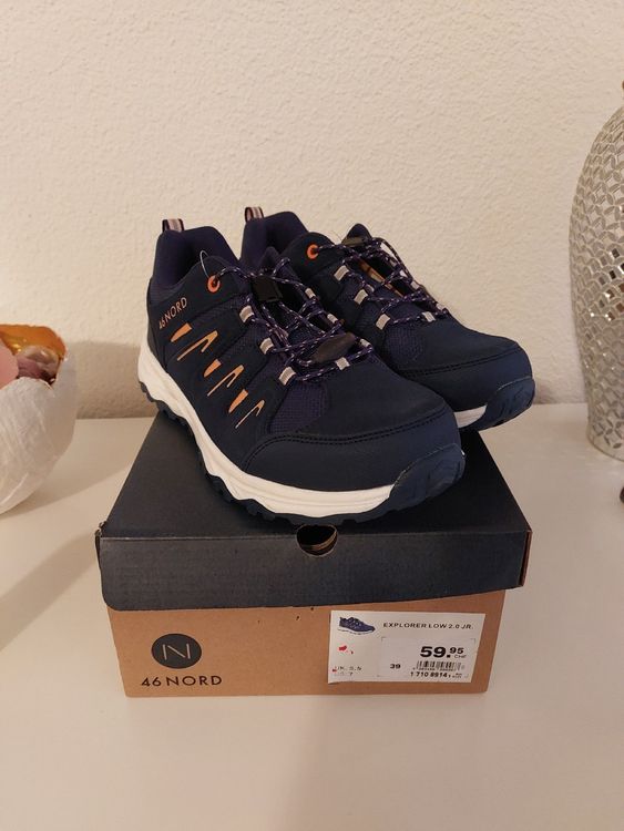 Sneaker 46 Nord Gr.39 (Neu und originalverpackt) in Geroldswil für CHF 20 – mit Lieferung auf ...