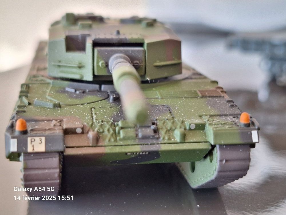 Märklin HO, Char Panzer Léopard 2 de l'armée Suisse en métal (Neu und ...