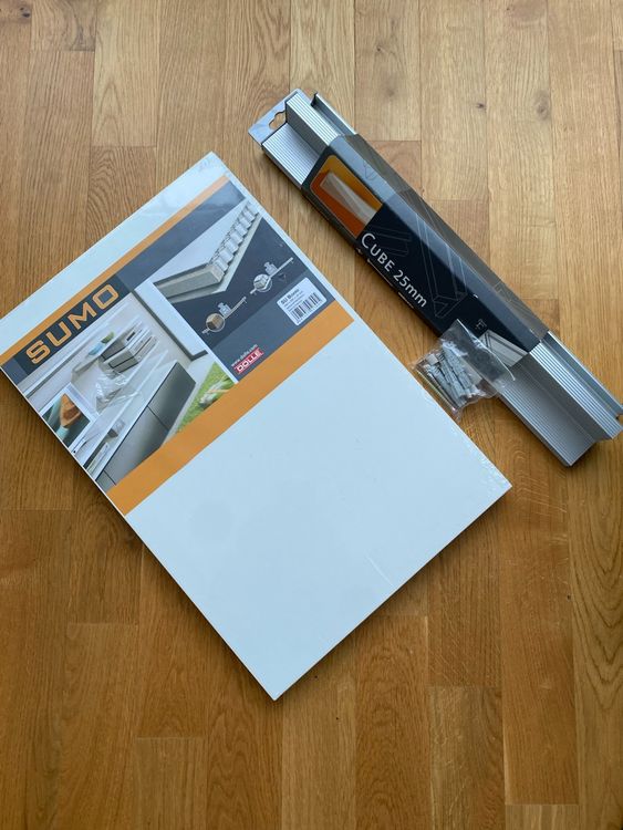 Sumo Wandregal (Neu und originalverpackt) in Möhlin für CHF 15 – mit ...