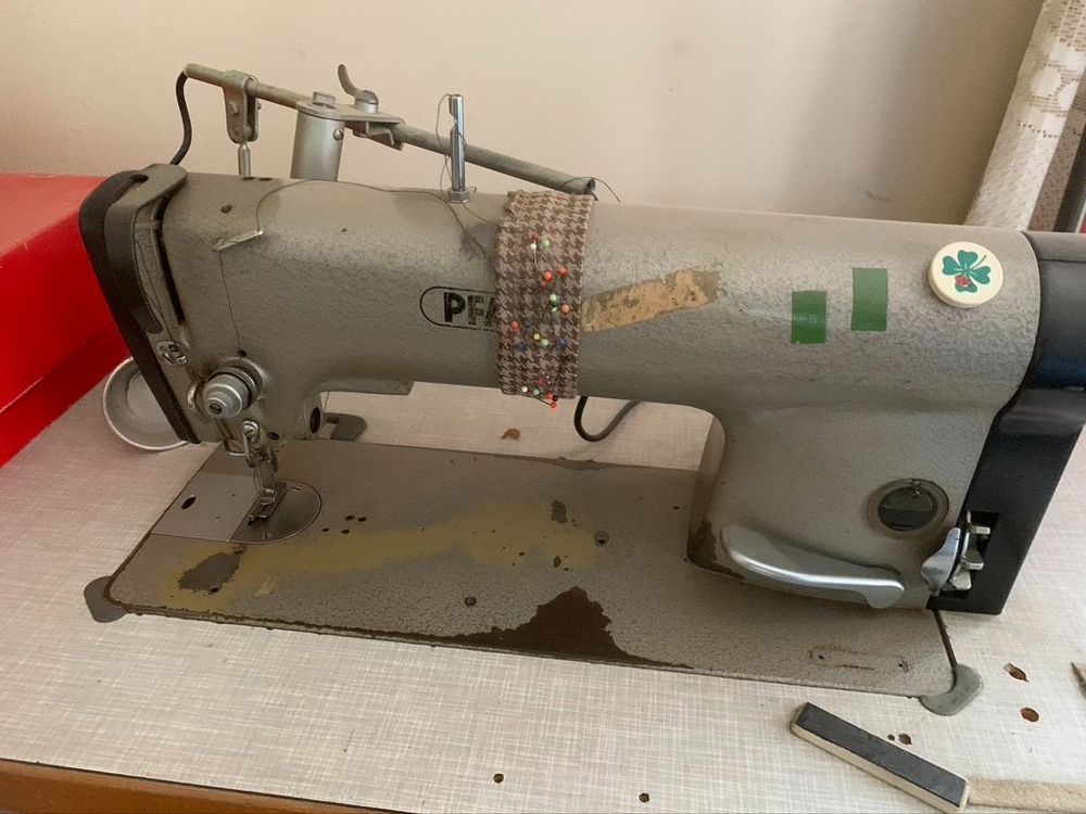 Pfaff Nähmaschine Profimaschine | Kaufen auf Ricardo