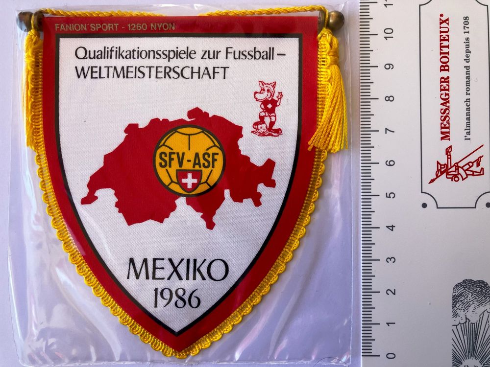 Vintage Fanion/Wimpel Fussball - Qualification "MEXICO 1986" (Neu und originalverpackt) in Gland ...
