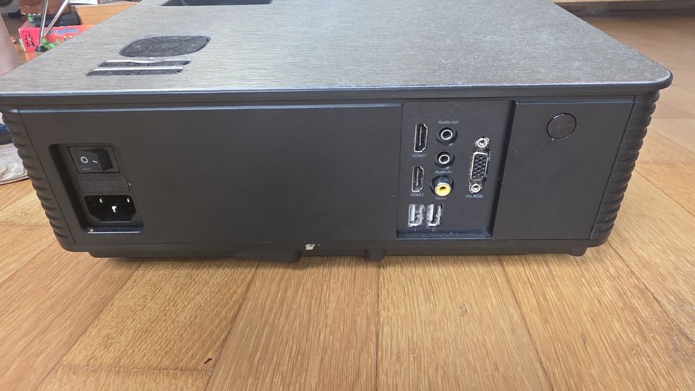 Beamer Projektor LED Lamp für Heimkino & Bueros (Gebraucht) in Zürich ...