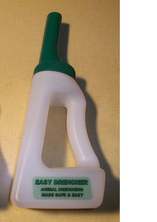 Easy-Drencher (Neu und originalverpackt) in Les Ecorcheresses für CHF 7 ...