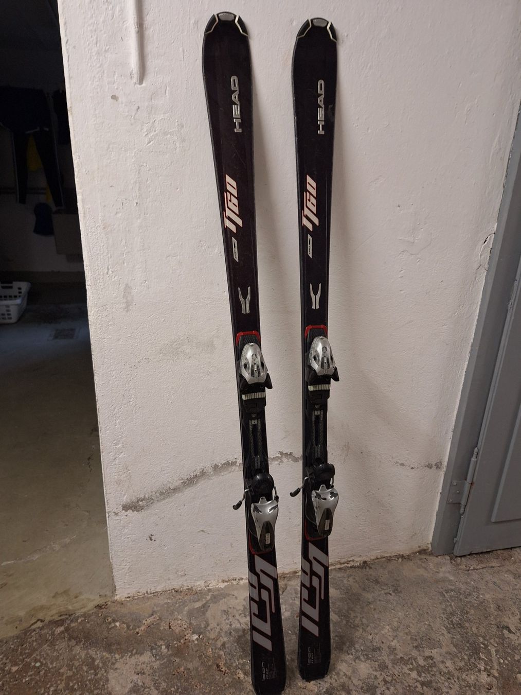 Ski (Head TT60) (Gebraucht) in Zürich für CHF 5 – nur Abholung auf ...