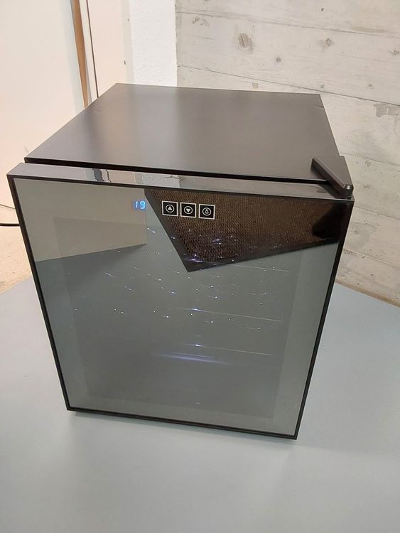 Weinkühlschrank Novamatik Vinocave 10 (Defekt) in Bellach für CHF 30 ...
