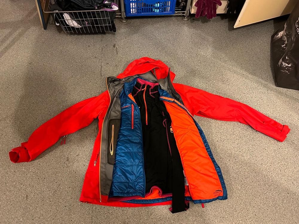 Mammut Set Pulli - Daunenjacke - Windstopper (Gebraucht) in Unterterzen ...