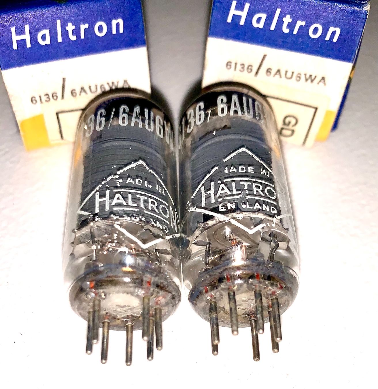 2 Röhren / Radioröhren 6136 / 6AU6WA(EF94), NOS, Haltron (Neu (gemäss Beschreibung)) in Biel ...
