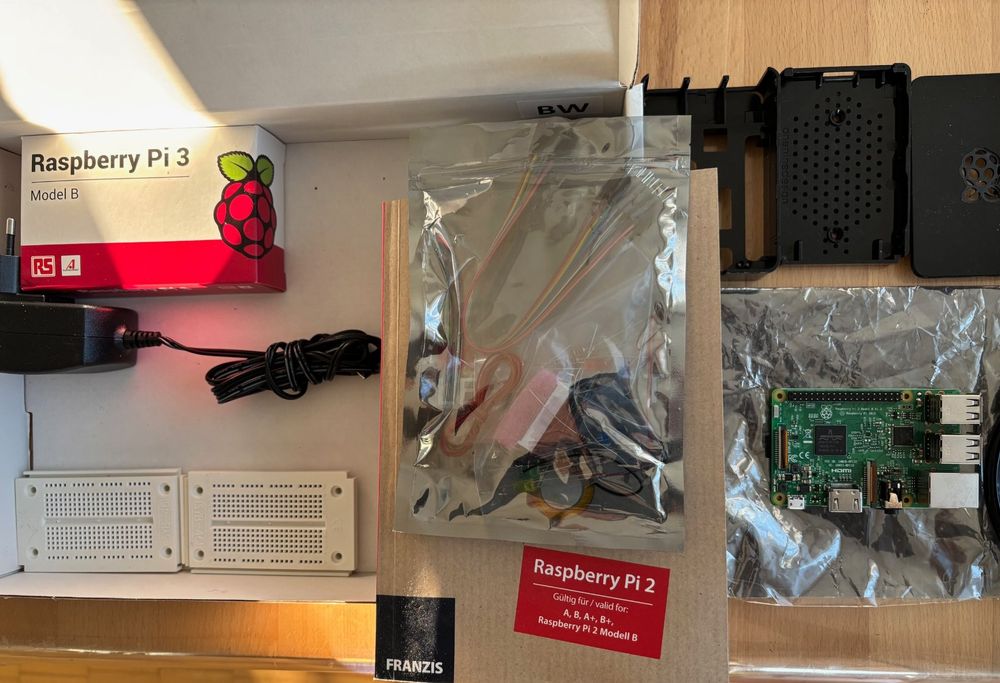 Renkforce Raspberry PI 3 Starter Set mit Lernpaket Franzis | Kaufen auf Ricardo