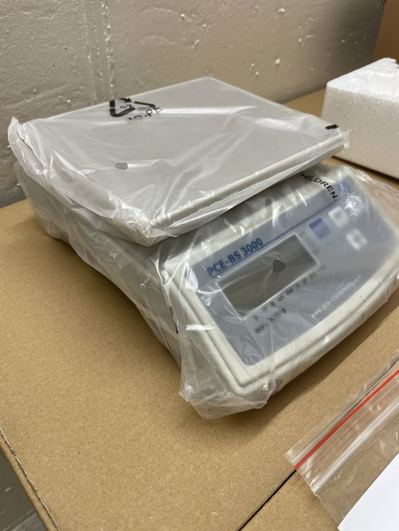 Tischwaage und Zählwaage (Neu und originalverpackt) in Wetzikon ZH für CHF 17 – mit Lieferung ...