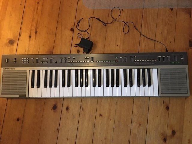 Keyboard Yamaha PS-55 (Gebraucht) in Domat-Ems für CHF 7 – mit ...