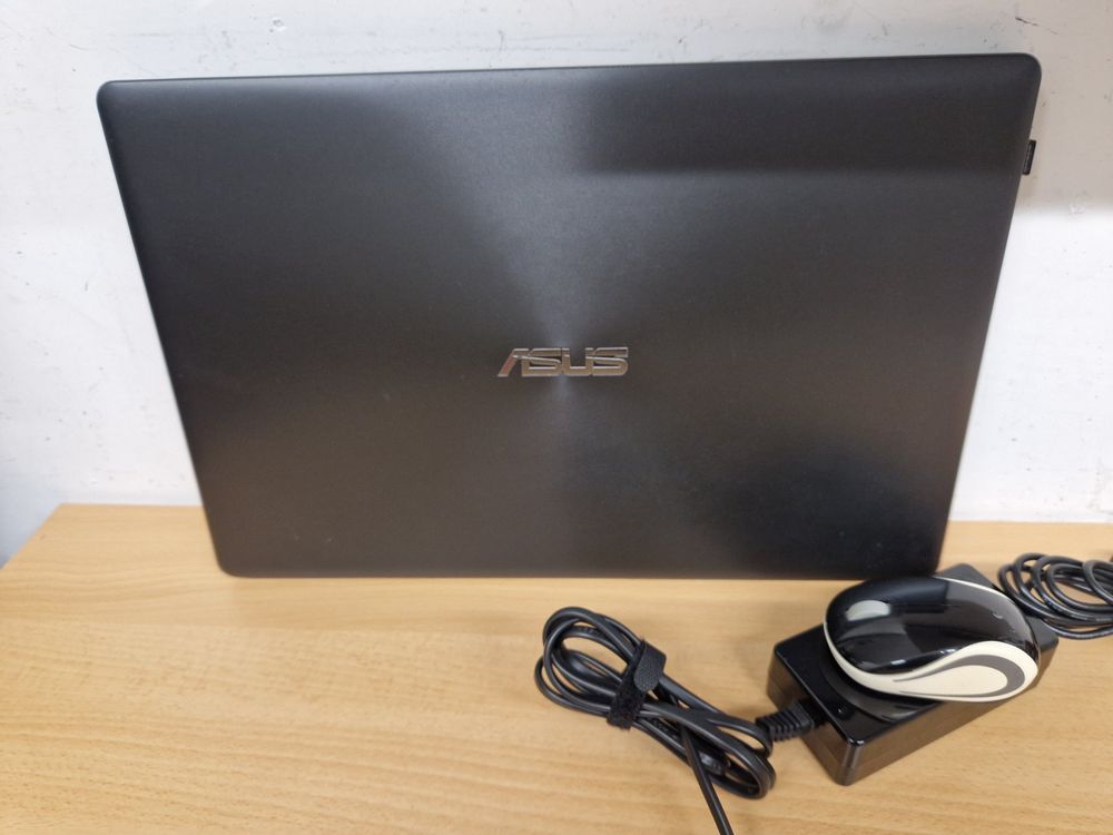 ASUS X550C, i5, 8GB Ram, 512GB SSD, Windows 11, ab 1.- | Kaufen auf Ricardo