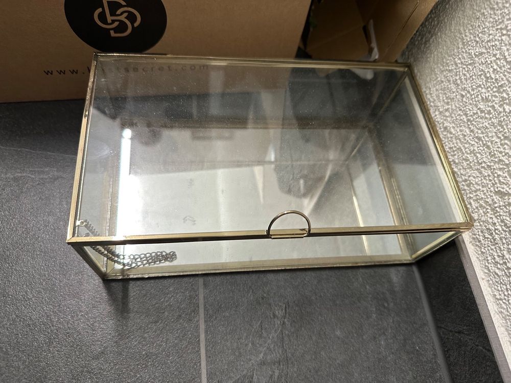 Glasbox mit Spiegelboden 2 Stück | Kaufen auf Ricardo