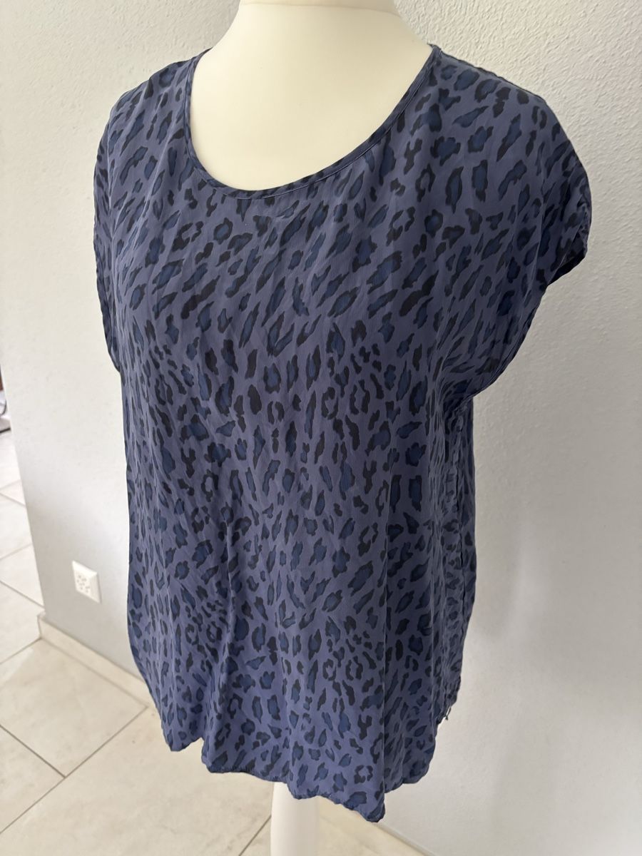 Hugo Boss Shirt, Grösse 38, blaues Leo-Muster - Top Zustand! (Gebraucht ...