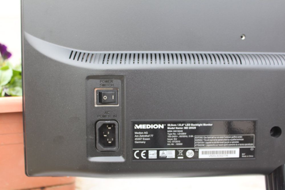 MEDION LED Backlight Monitor, 24 Zoll, Mod. 20529 (Gebraucht) in ...