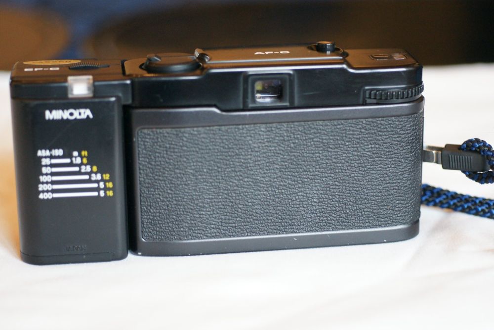 Minolta Auto Focus AF-C mit Blitz EF-C Analoge Kompaktkamera (Gebraucht ...