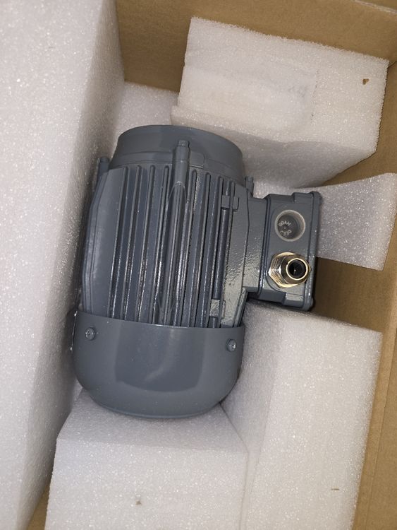 Emod Motor 80L/40 (Neu (gemäss Beschreibung)) in Zürich für CHF 60 ...