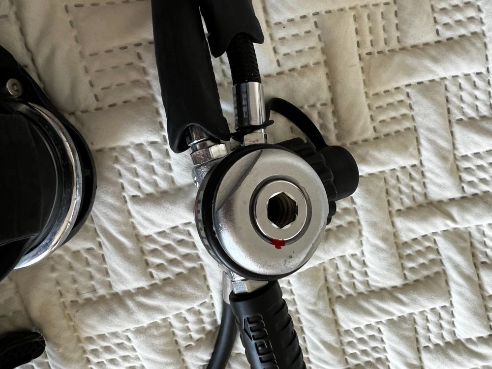 Mares Abyss 22 mit Octopus Abyss Set (Gebraucht) in Kehrsatz für CHF ...