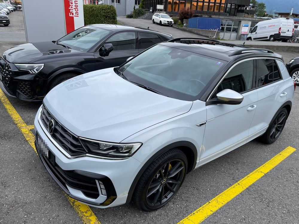 VW T-Roc R | 301 PS | Komplette Mehrausstattung | 8 Reifen (Gebraucht ...
