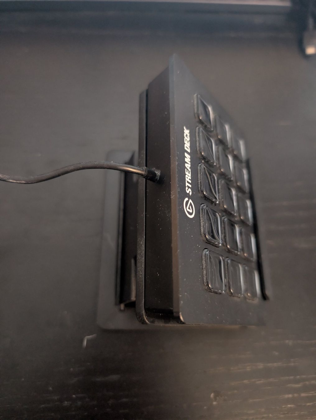 Elgato Stream Deck MK2 (Gebraucht) in Schmitten FR für CHF 30 – mit ...