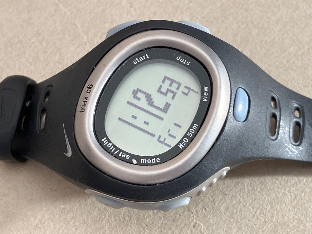 Nike Uhr Triax c6 (Gebraucht) in Courtaman für CHF 47 – mit Lieferung ...