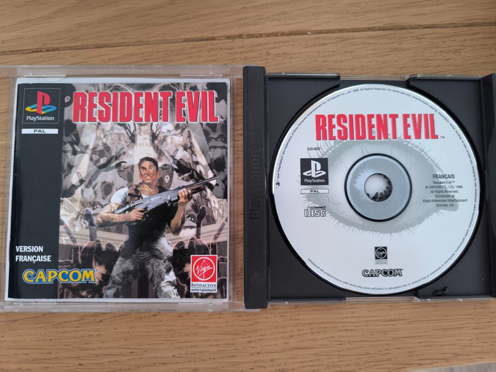 Resident Evil - Playstation 1 (Gebraucht) in La Chaux-de-Fonds für CHF ...