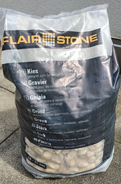 25 kg Kies (Neu und originalverpackt) in Therwil für CHF 2 – nur Abholung auf Ricardo kaufen