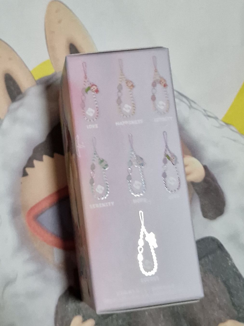 POP MART The monsters Big into Energy, Phone charm für Handy (Neu und ...