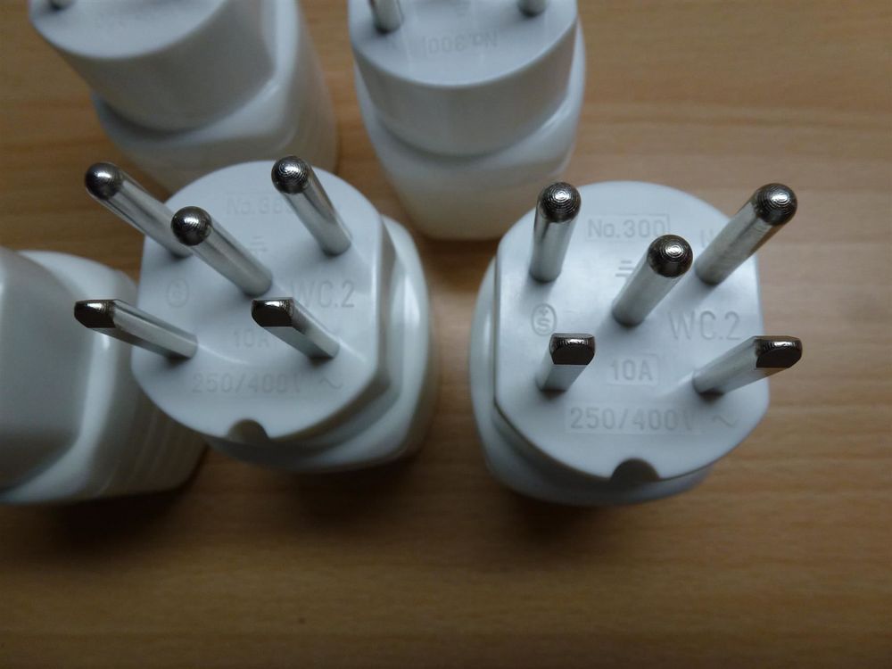 5 Stecker Typ15 weiss (Neu (gemäss Beschreibung)) in Hombrechtikon für ...