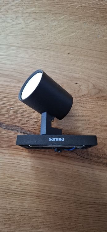 Philips Hue Runner Spot Schwarz White and Color (Gebraucht) in ...