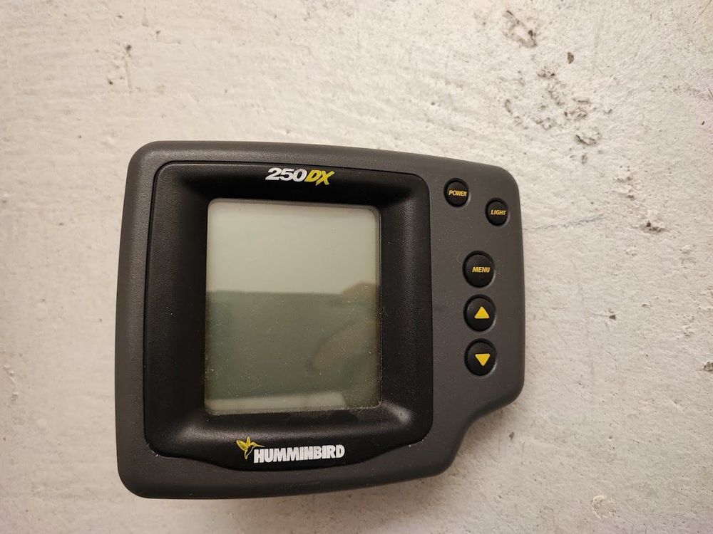 Humminbird 250DX Computer (Gebraucht) in Madetswil für CHF 1 – nur ...