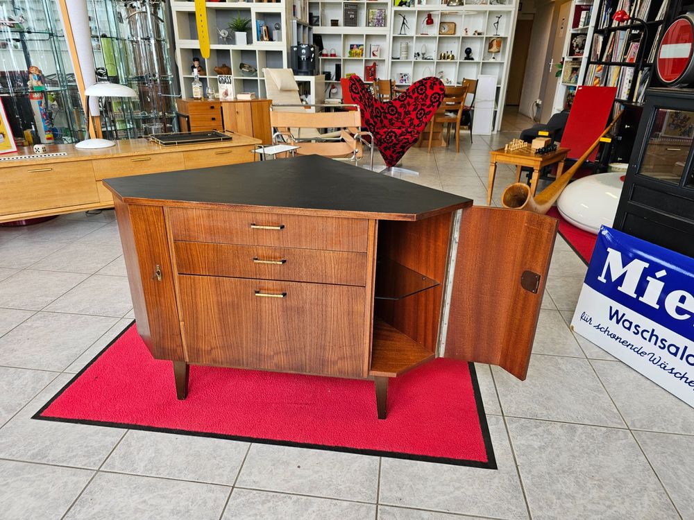 1970s Home Bar, Hausbar, Eckmöbel Barmöbel schliessbar (Gebraucht) in ...