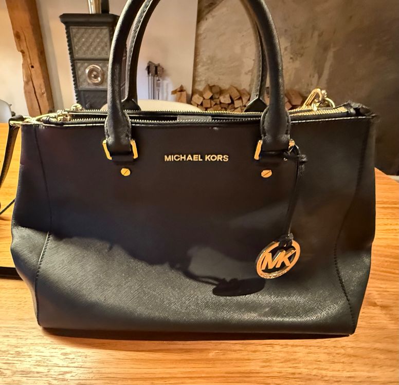 Michael Kors Tasche mit Umhängefunktion (Gebraucht) in Mörschwil für ...