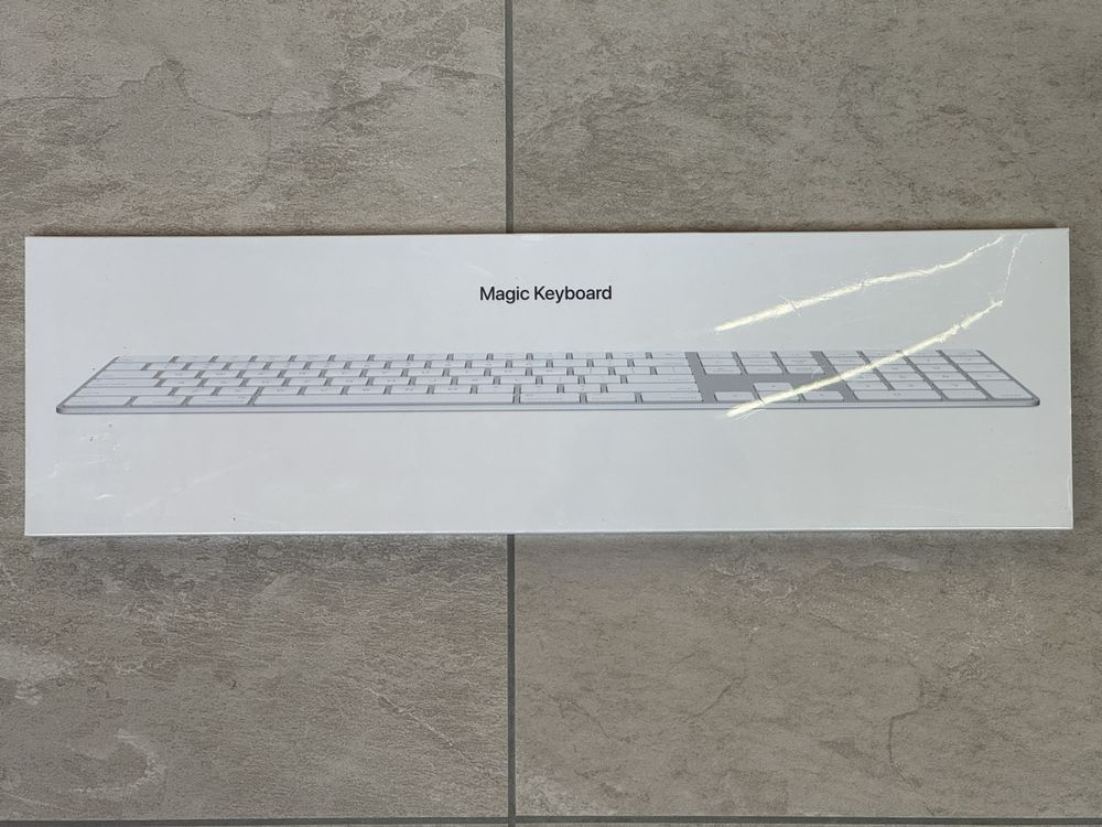 New Apple Magic Keyboard with NumPad (sealed) | Kaufen auf Ricardo