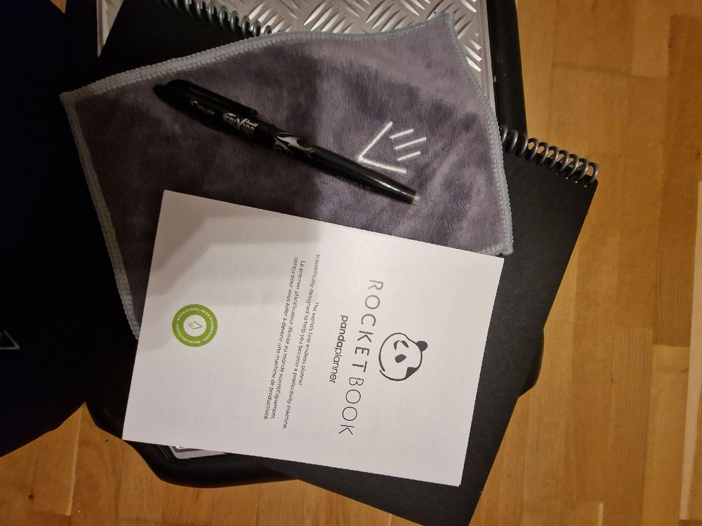 Rocketbook (Gebraucht) in Hendschiken für CHF 10 – mit Lieferung auf ...
