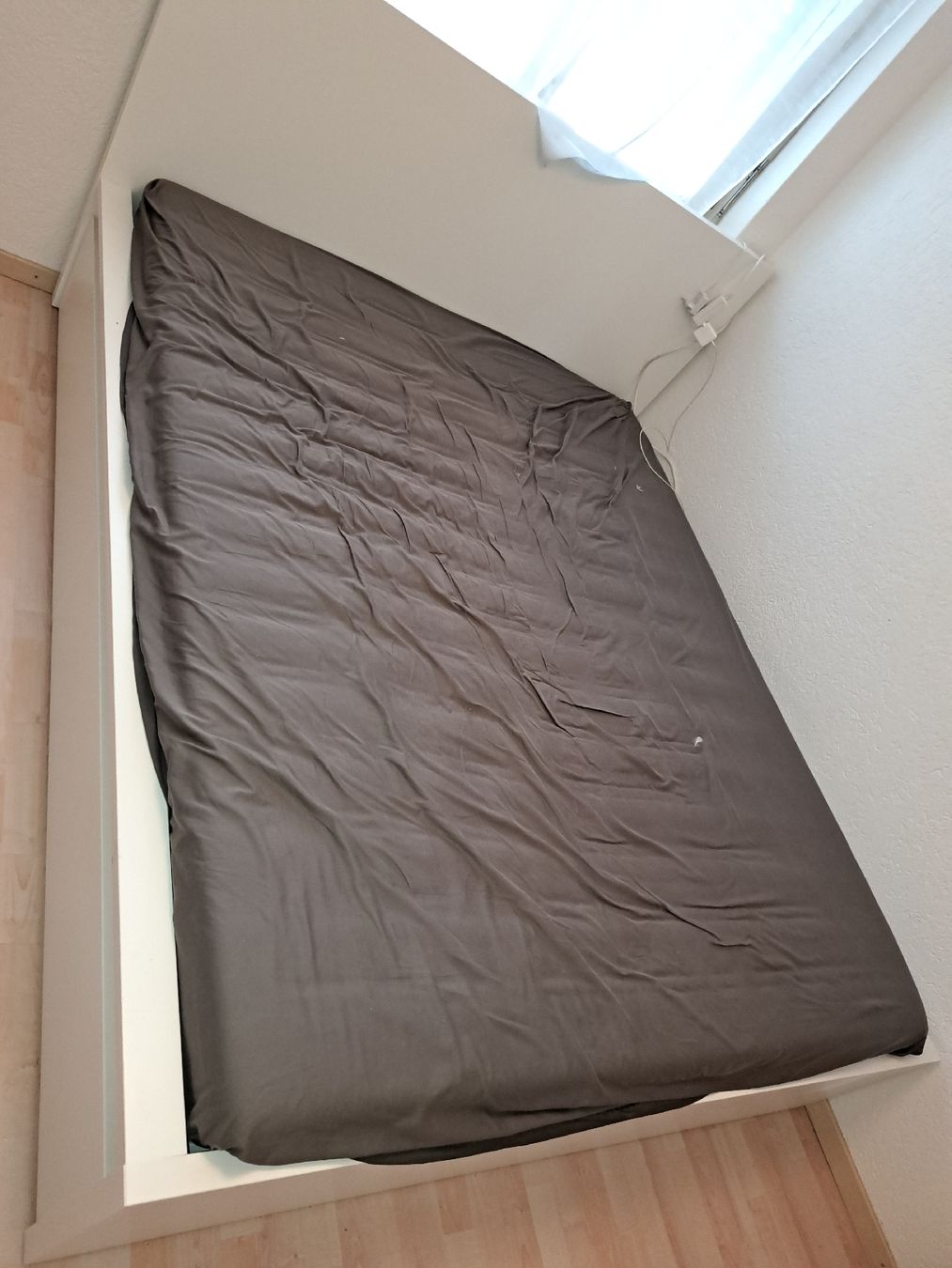 Ikea Malm Bed Frame - White - Double - With Drawers! (Gebraucht) in ...