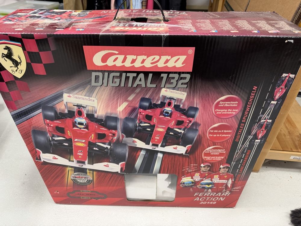 Carrera Digital 132 Ferrari Action , komplett (Gebraucht) in Zollikon ...