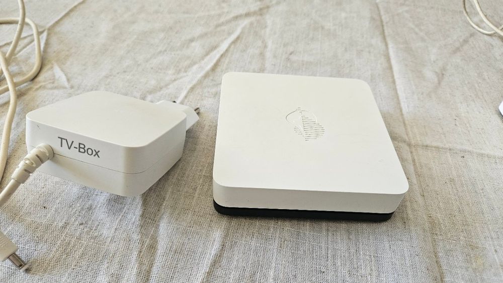 Swisscom TV Box (Gebraucht) in Intragna für CHF 20 – mit Lieferung auf ...