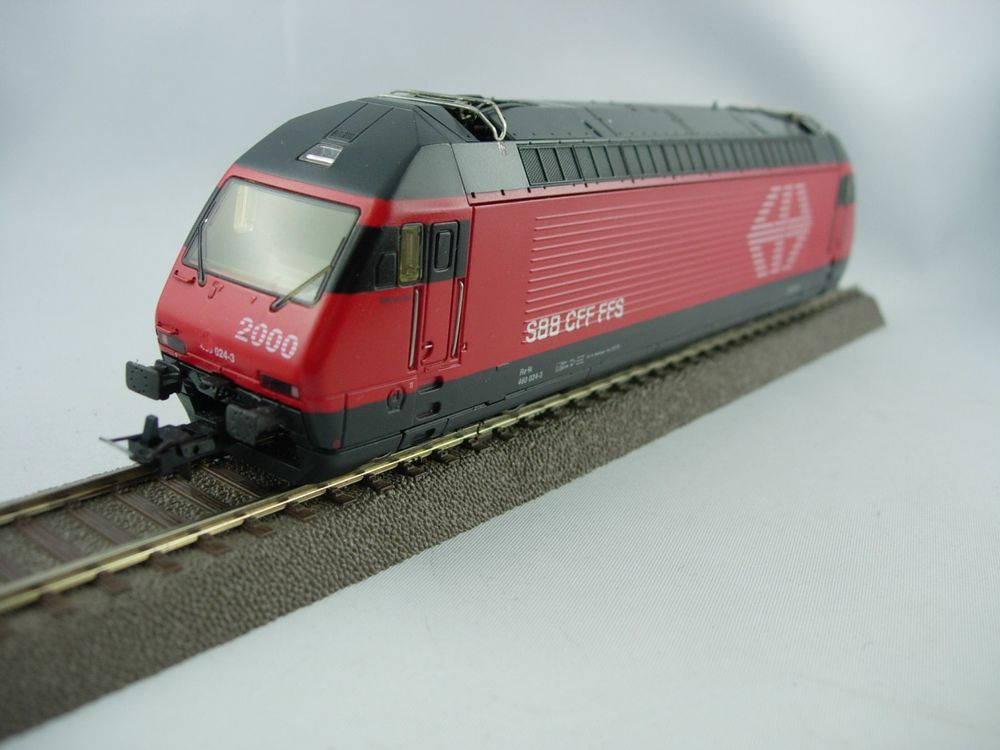 TRIX Re460 "Rheintal" SBB 460-024-3 mit ESU Decoder digital (Gebraucht) in Morschach für CHF 149 ...