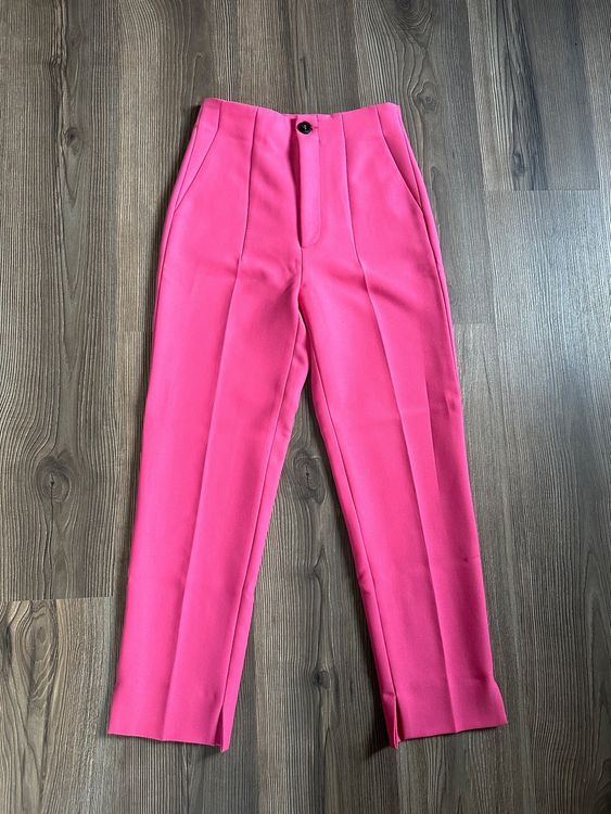 Stoffhose in pink von Zara Gr. 34 (Gebraucht) in Schaanwald für CHF 12 ...