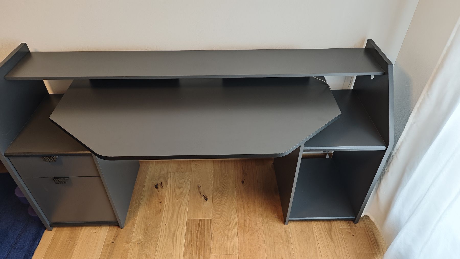 Gaming, Studio Pult (Gebraucht) in Willisau für CHF 75 – nur Abholung ...