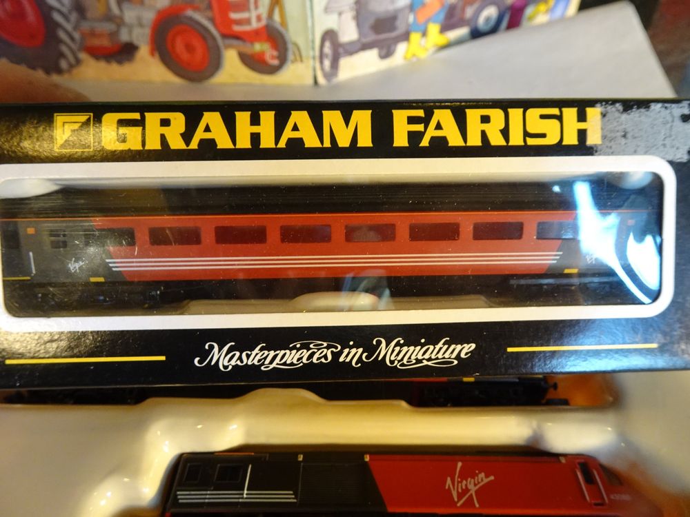 Bachmann Graham Farish HST125 Set Virgin Trains BC 371-478 (Gebraucht ...
